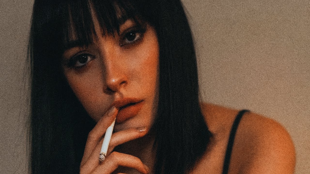 Anne Bloom - I Fill the Void (Official Music Video) - YouTube