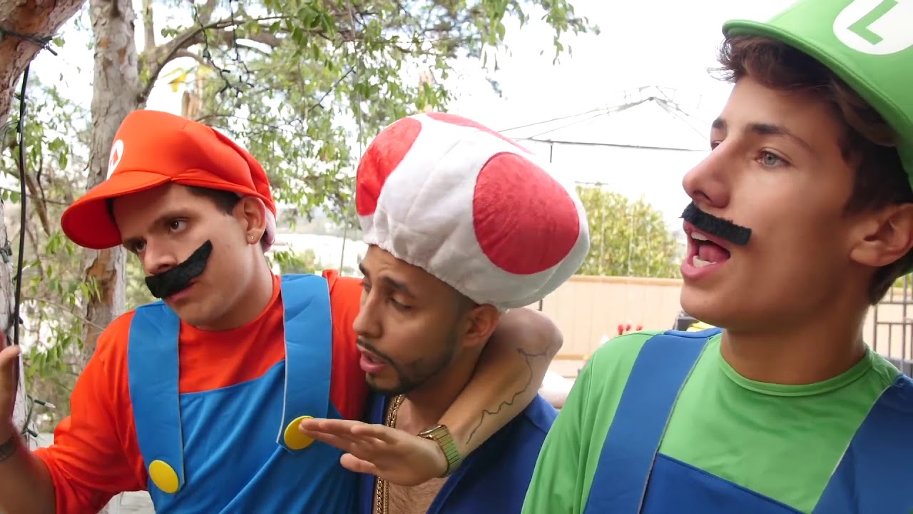 Carlos Bayo Martínez l Super Mario Run -Lele Pons y Rudy Mancuso l # ...