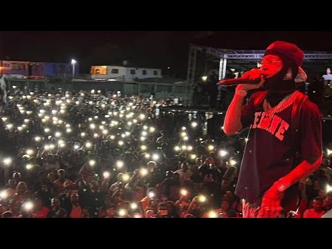 ROCHY RD CONCIERTO EN VENEZUELA EN VIVO 🔴 - YouTube