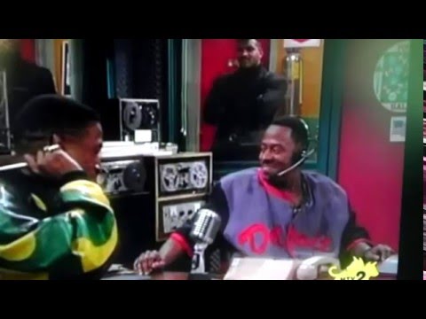 Martin Lawrence almost breaking character (with Tommy Davidson) - YouTube