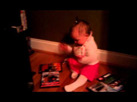 Annabelle dancing :) - YouTube