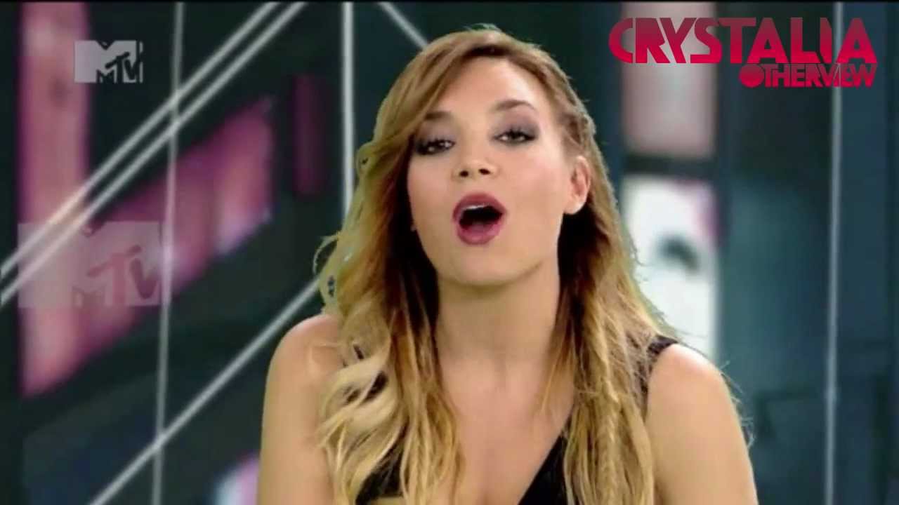 Crystalia sings acapella «See you again» - YouTube