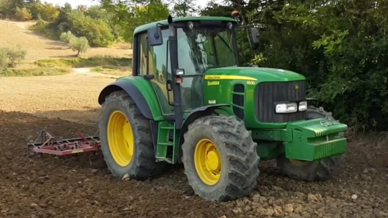 JOHN DEERE 6530 + Vibrocultore ANGELONI - YouTube
