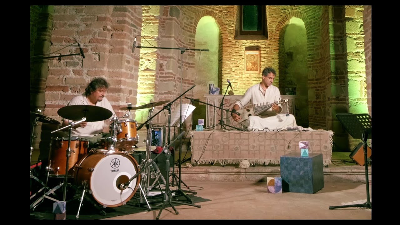 Davide Livornese, Cristiano Calcagnile - Jaguar Theme | Gneiss - Seduki ...