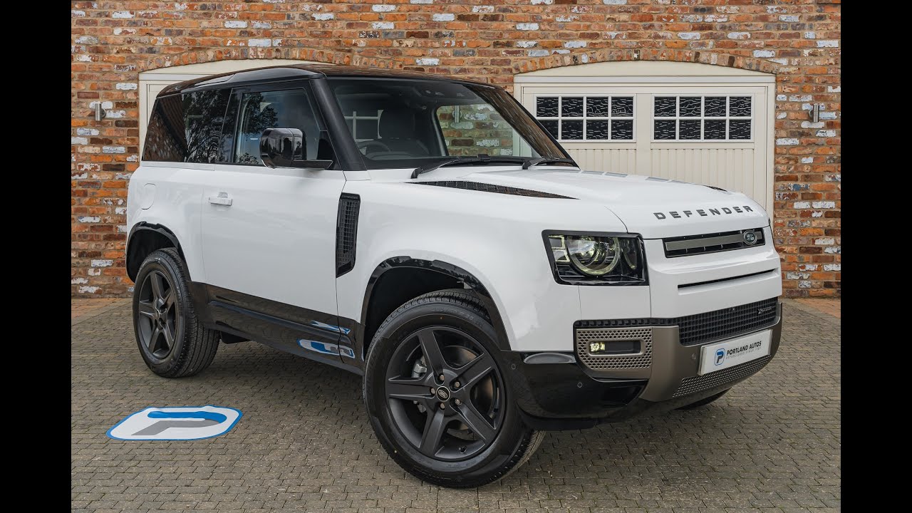 2022/72 LAND ROVER DEFENDER 90 X-DYNAMIC SE IN FUJI WHITE WITH EBONY ...