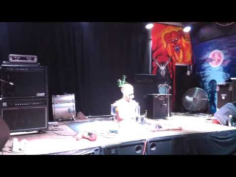Cock E.S.P. bare stage intro