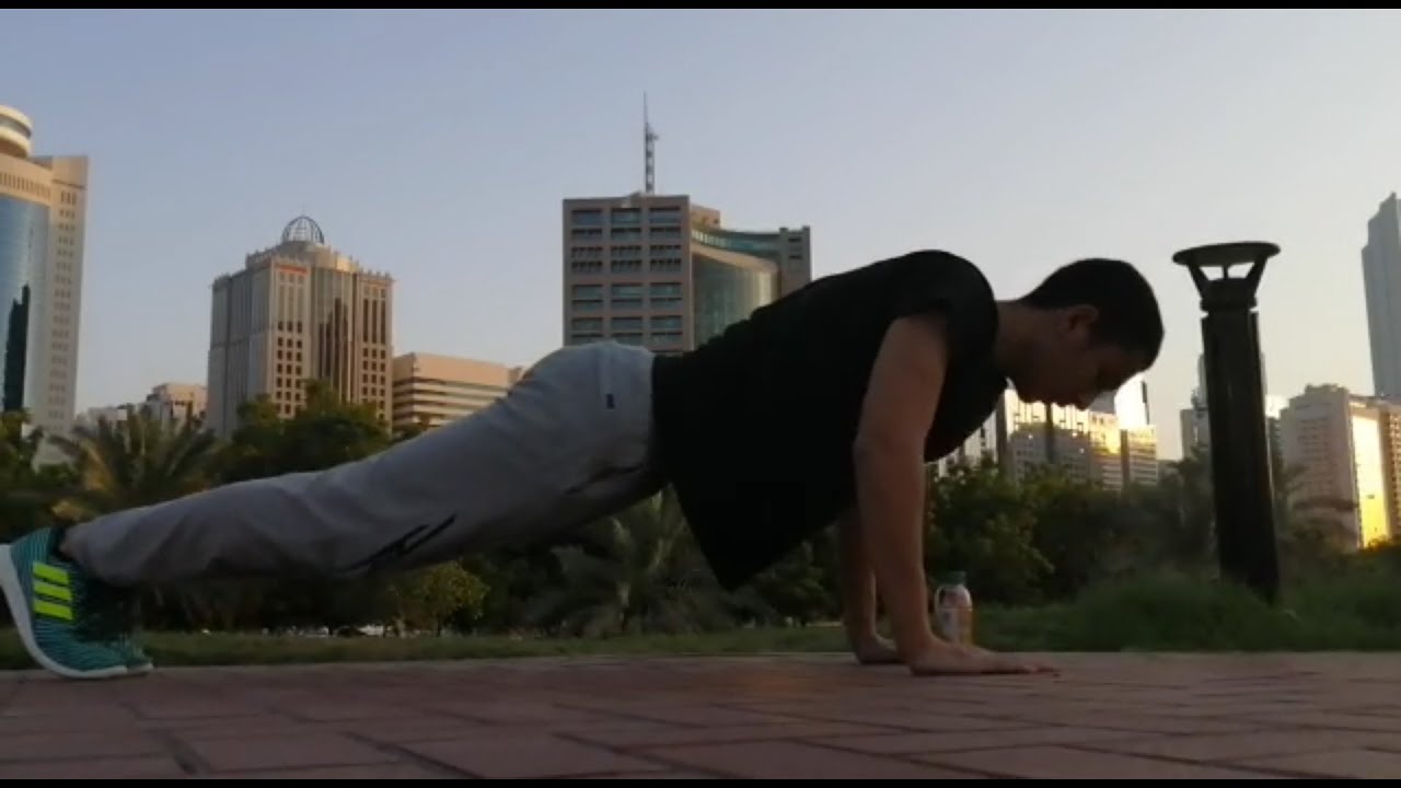Push-ups Competition - online - YouTube