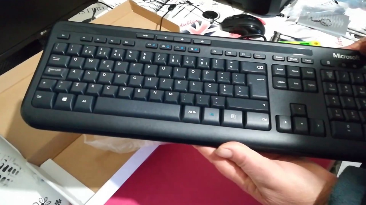 Microsoft Wired 600 Keyboard Unboxing Português - YouTube