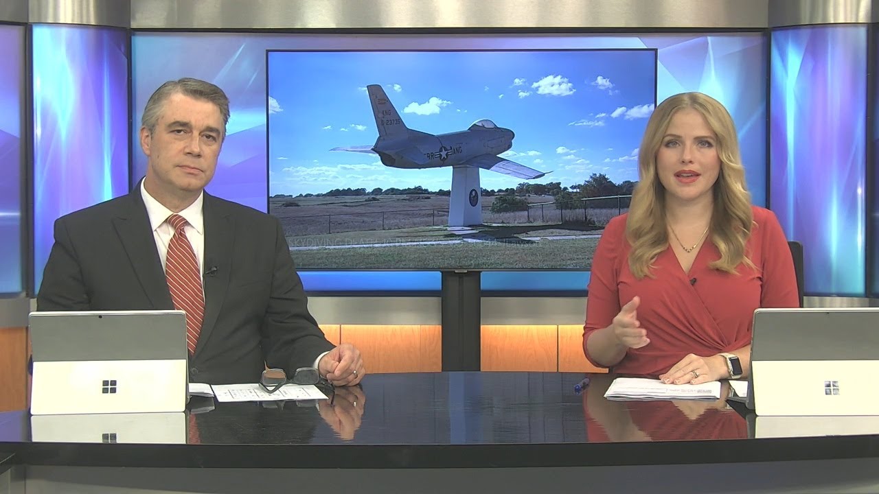 One dead after skydiving accident at Crete Airport - YouTube