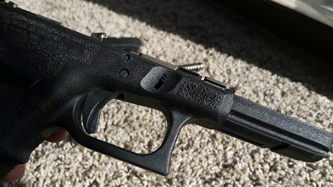 HOW TO FIELD STRIP A GLOCK 17 GEN 4!!! - YouTube