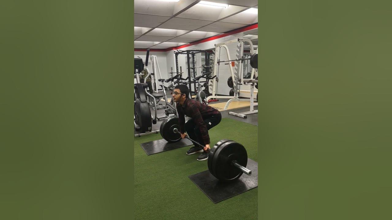 Deadlifting 225 lbs (102 KG)! - YouTube