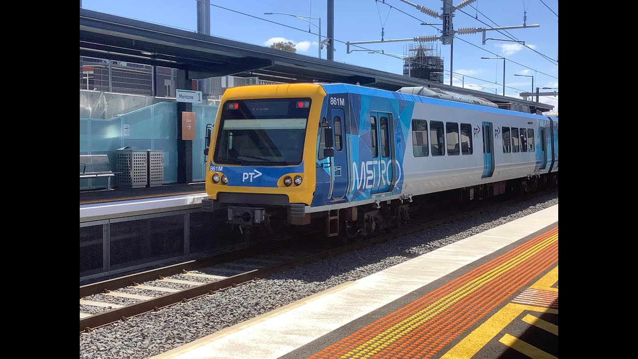 Trains at the new Cheltenham and Mentone stations - Post Lockdown - YouTube