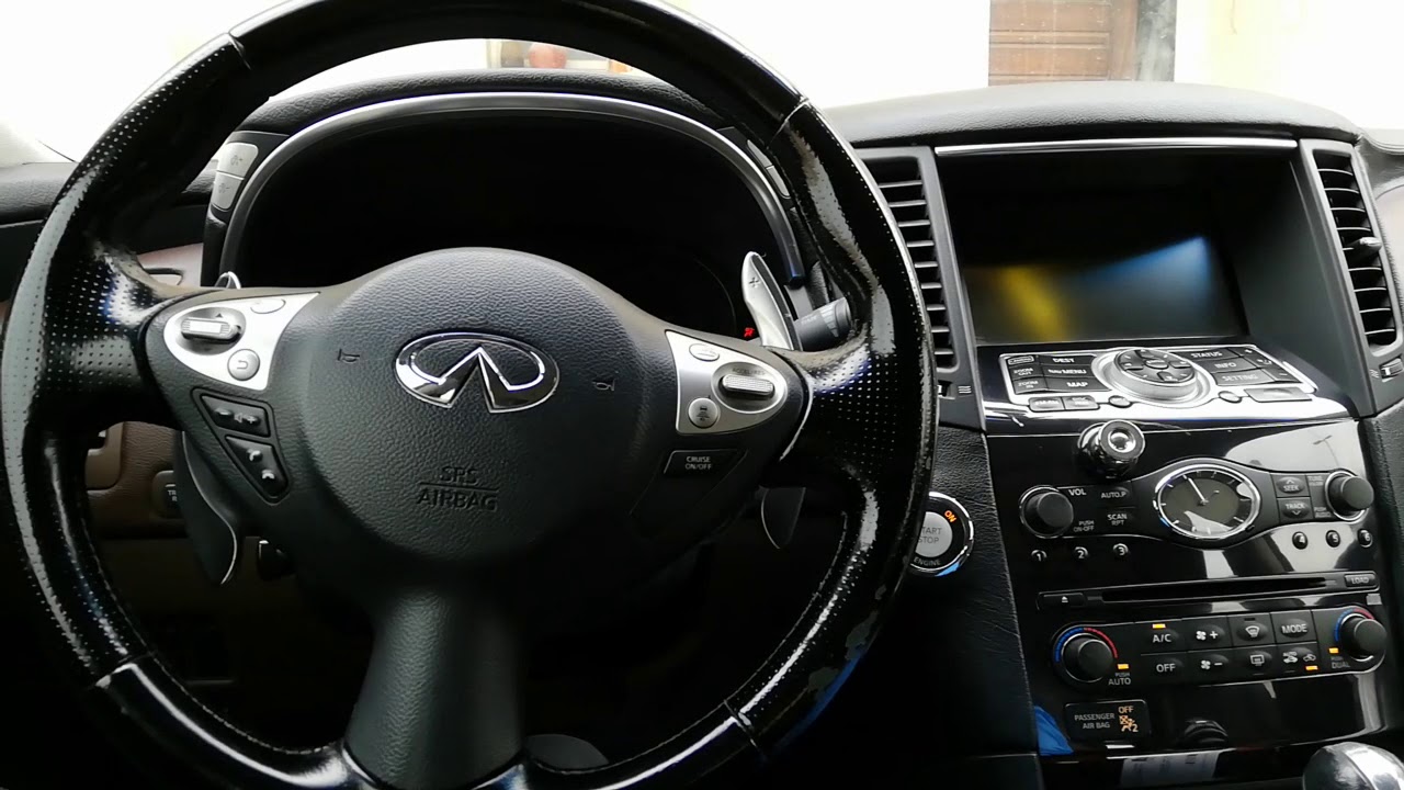 Infinity FX50 V8 - YouTube