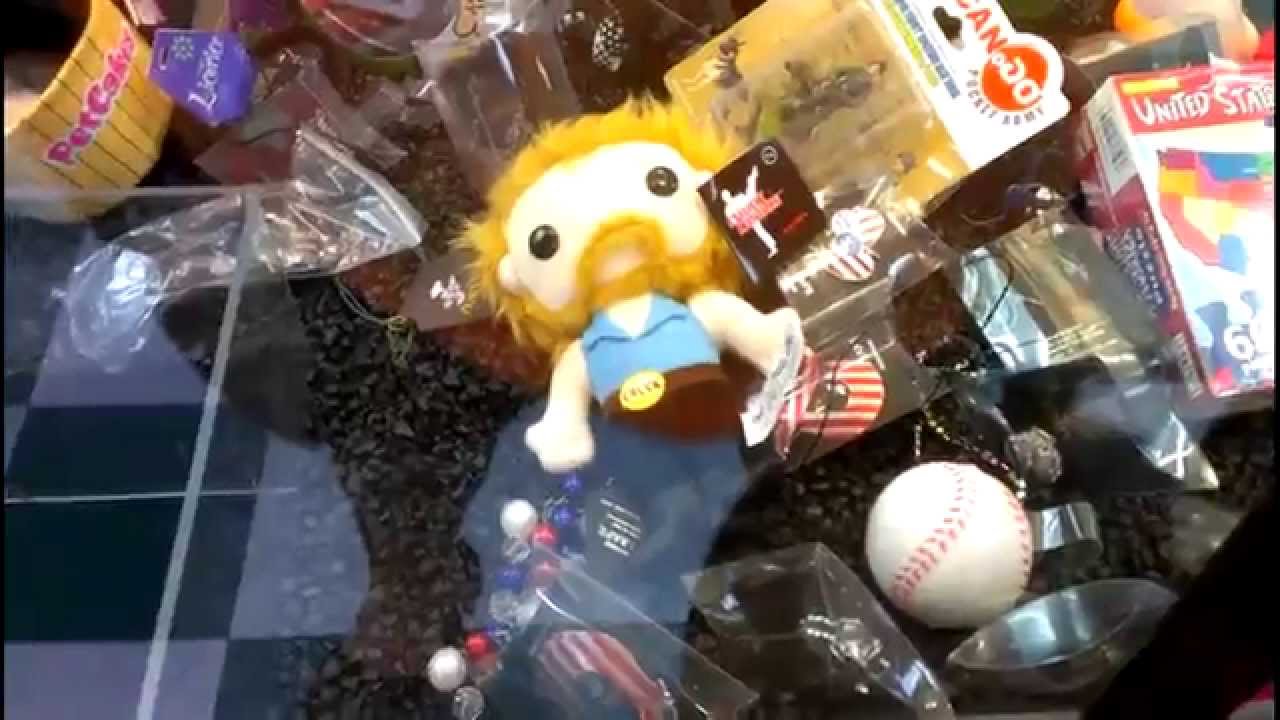 Winning Chuck Norris from a Claw Machine! - YouTube
