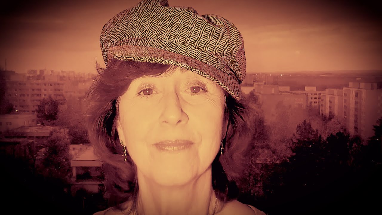 Alena Davis's Instagram, Twitter & Facebook on IDCrawl