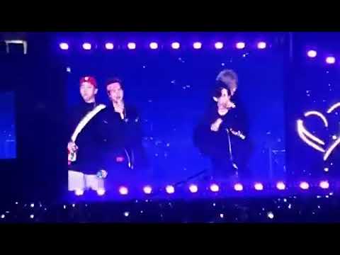 JIKOOK - JIMIN PIGGYBACK JUNGKOOK DURING BTS SY TOUR FINAL IN SEOUL