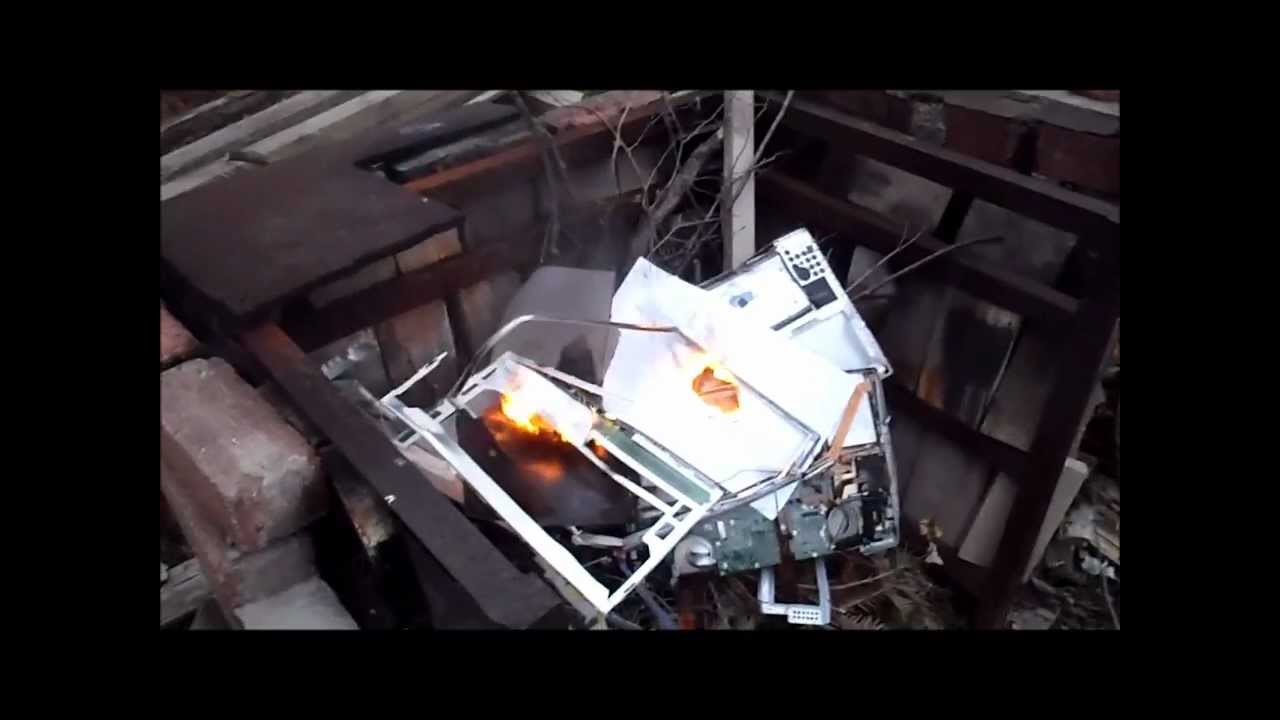 How to destroy a Mac in 3 easy steps - YouTube