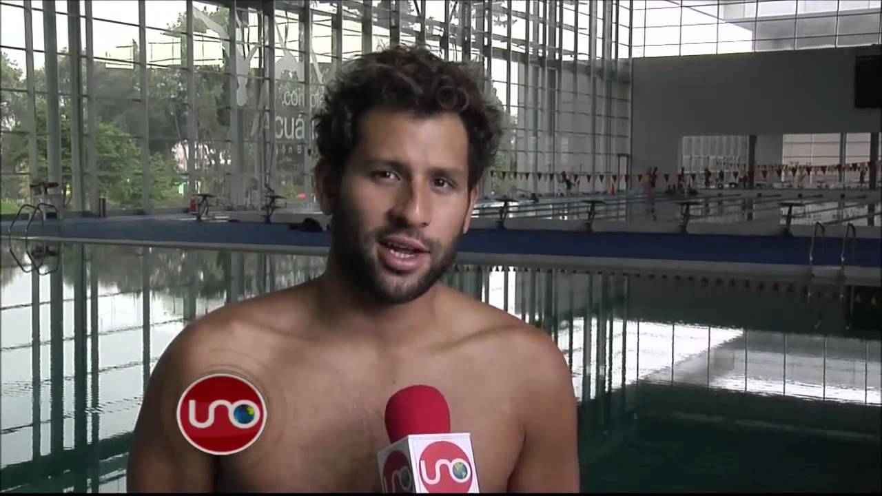 El nadador bogotano Ómar Pinzón se prepara para los Juegos Olímpicos ...