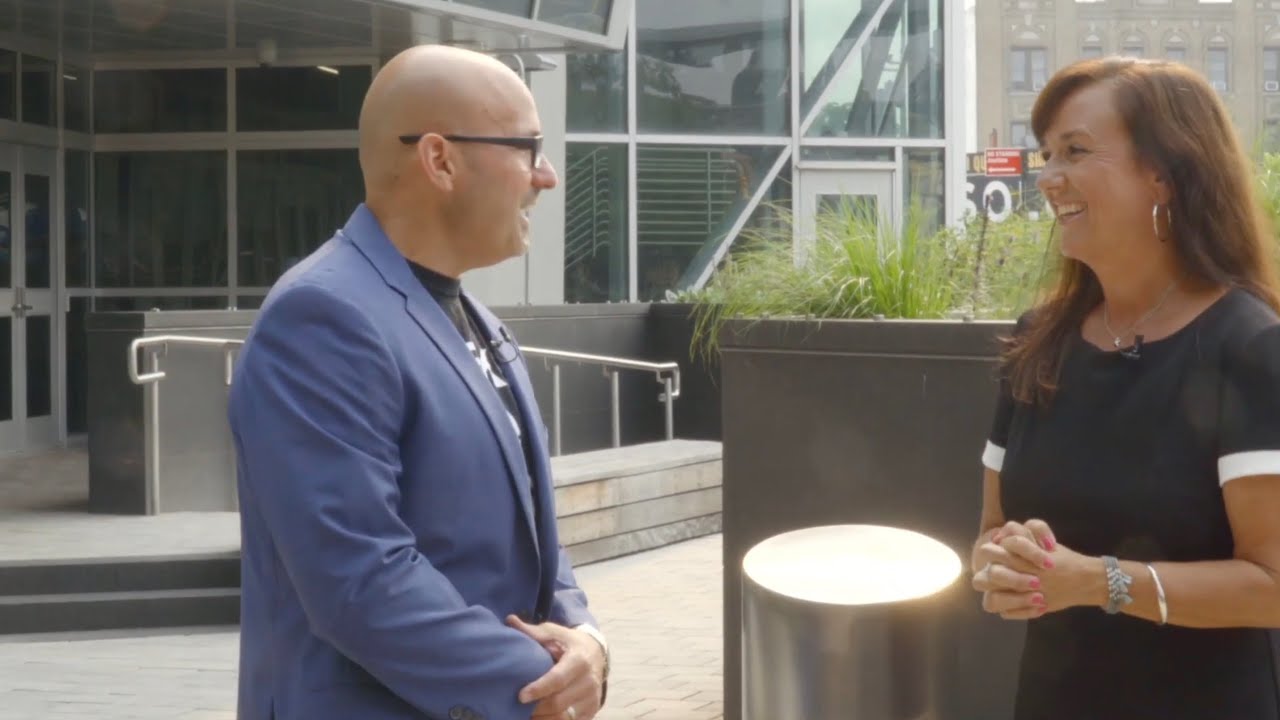 The MTA's Bus Command Center - YouTube