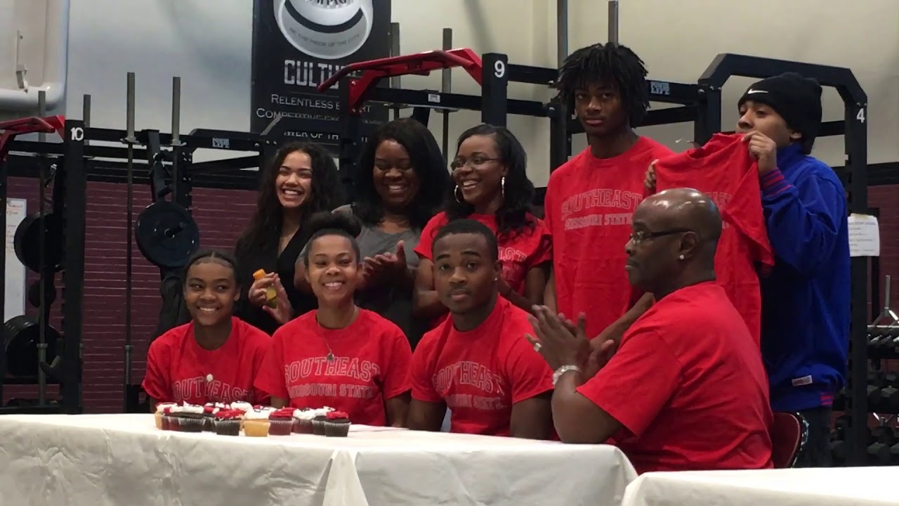 Peoria High's Marques Cox and Geno Hess sign to play college football ...