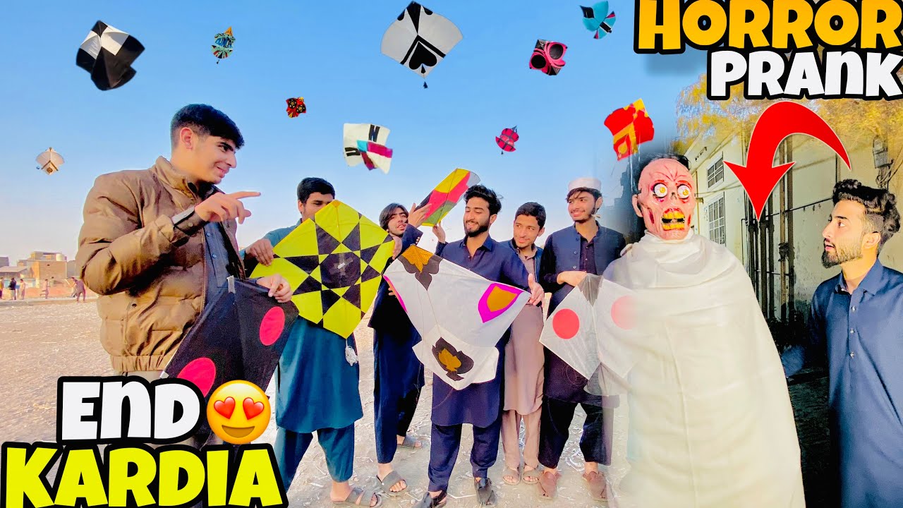 Kite Flying In Ground 😍| Horror Prank With Friends 😂 |Sub Ki Kites kat ...