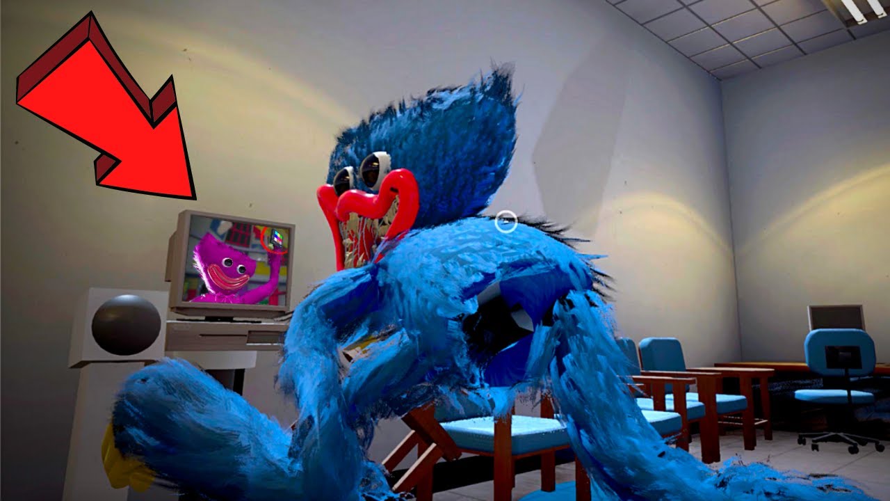 I Spotted Huggy Wuggy is SPYING in Secret Room! [Poppy Playtime] - YouTube