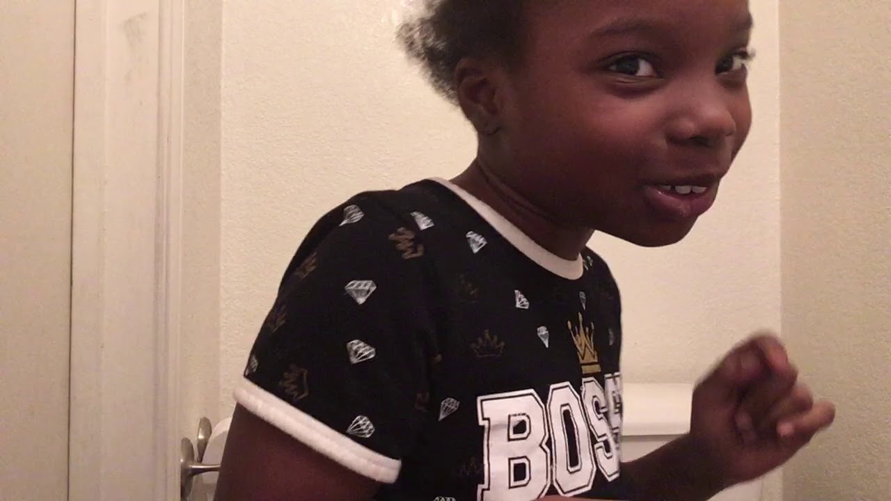 Staying in the bathroom until my mom gets back home - YouTube