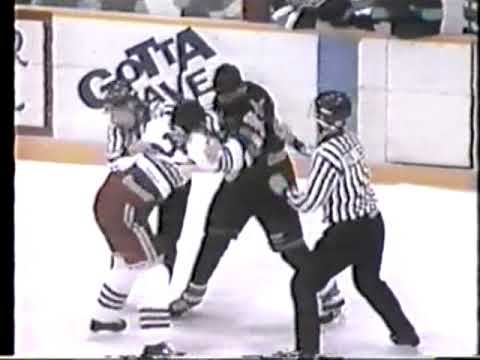 Jeremy Thompson vs Dale Purinton WHL Dec 3/94 - YouTube