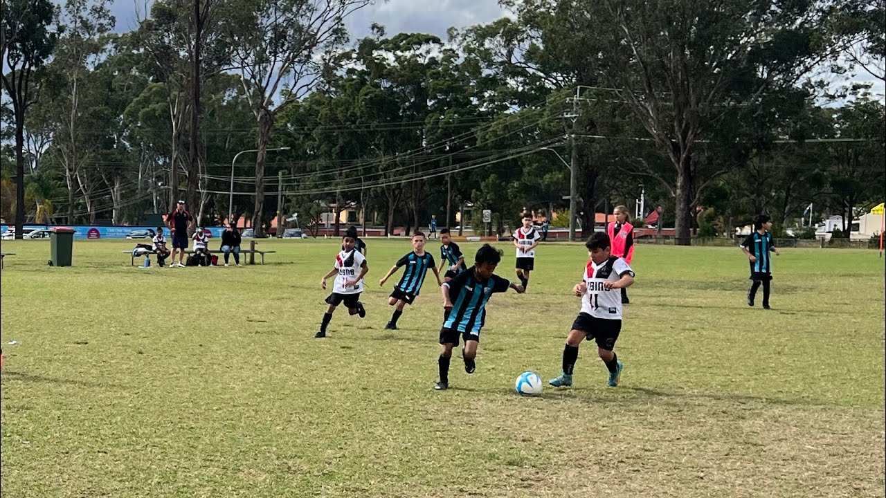 Austral soccer club VS Robins Football Club highlights - YouTube