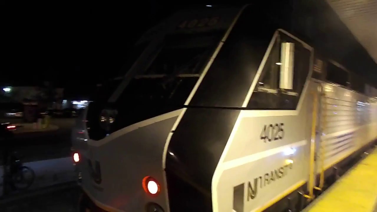 NJ Transit Alstom EMD PL42AC #4025 at Long Branch - YouTube