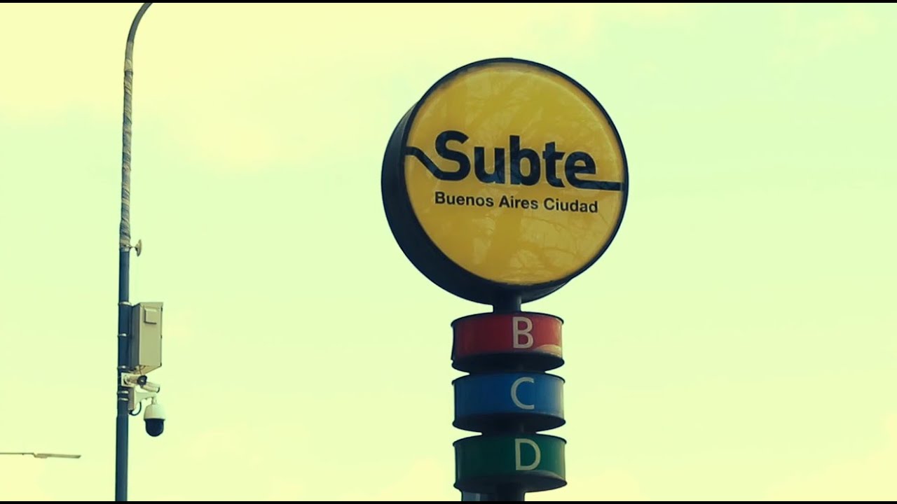 DDamn - JUEVES CUALQUIERA (Official Video) - YouTube