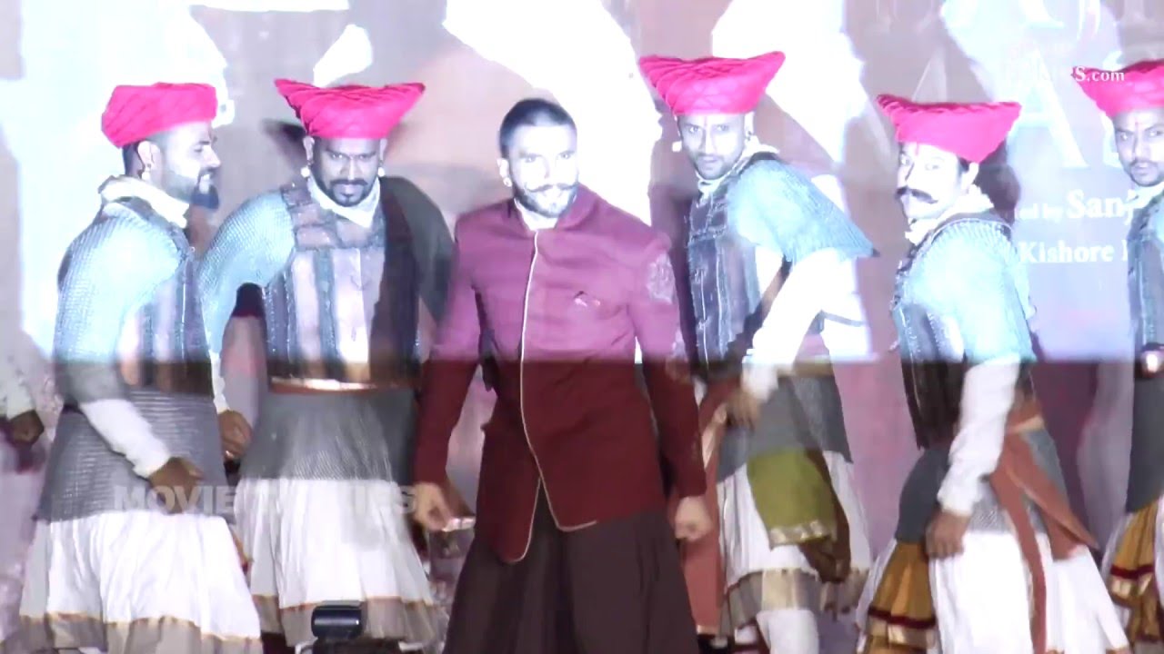 Malhari Song Launch | Bajirao Mastani | Ranveer Singh, Priyanka Chopra ...