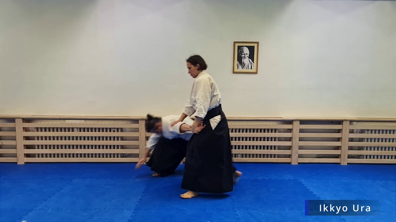 Ikkyo - basic aikido techniques for beginners #1 - YouTube