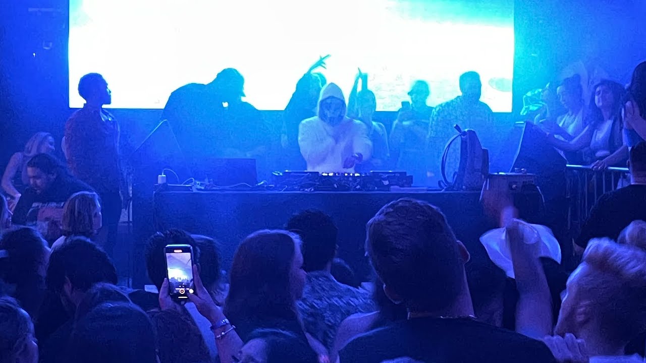 SICKICK LIVE IN AUSTIN TEXAS 2023 #MINDGAMES tour - YouTube