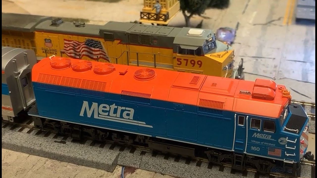 KATO Metra HO Trains Final Garage Video for 2022 - YouTube