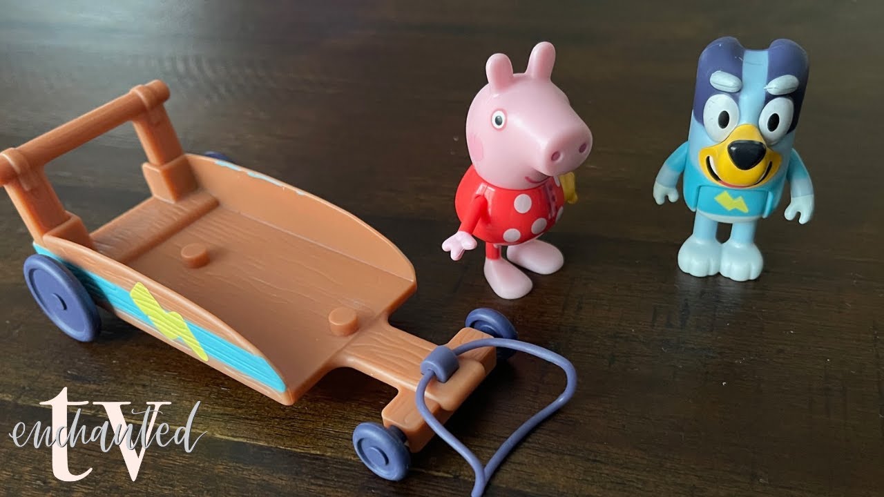 Bluey and Peppa Pig play together after school | Pretend play with ...
