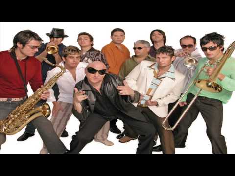 La Mosca Tse Tse - Buenos Muchachos