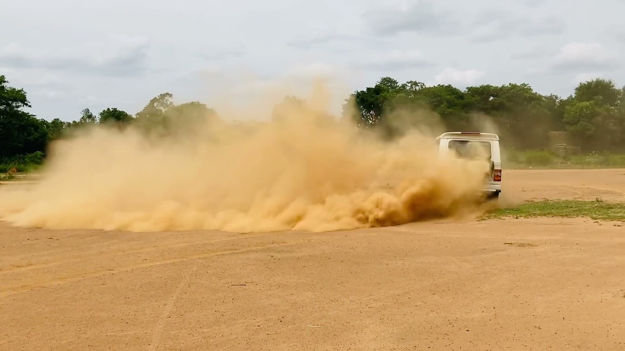 Mahindra #Bolero #Donut #Dust #suv #drift - YouTube