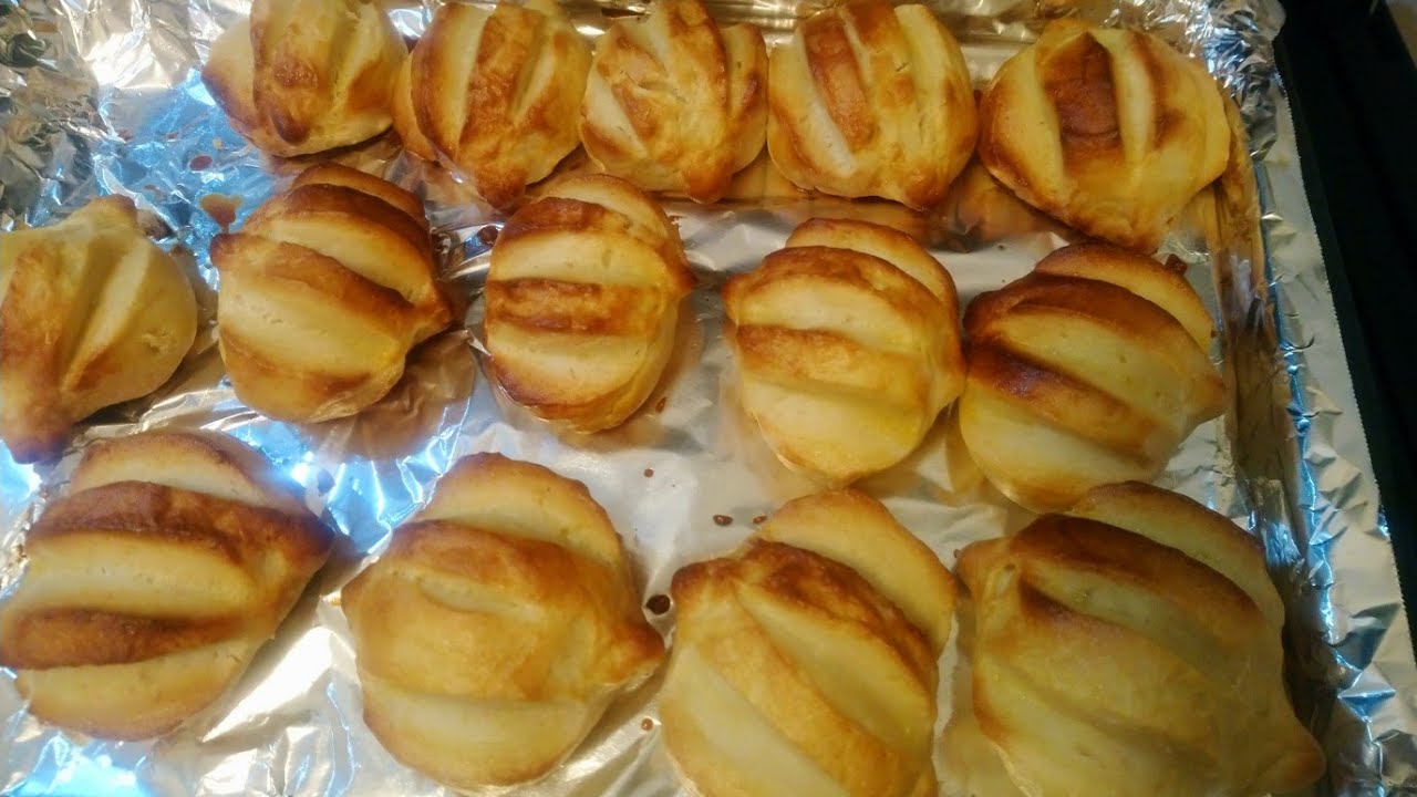 How to make Pinagong Sariaya / How to make Turtle Bread - YouTube