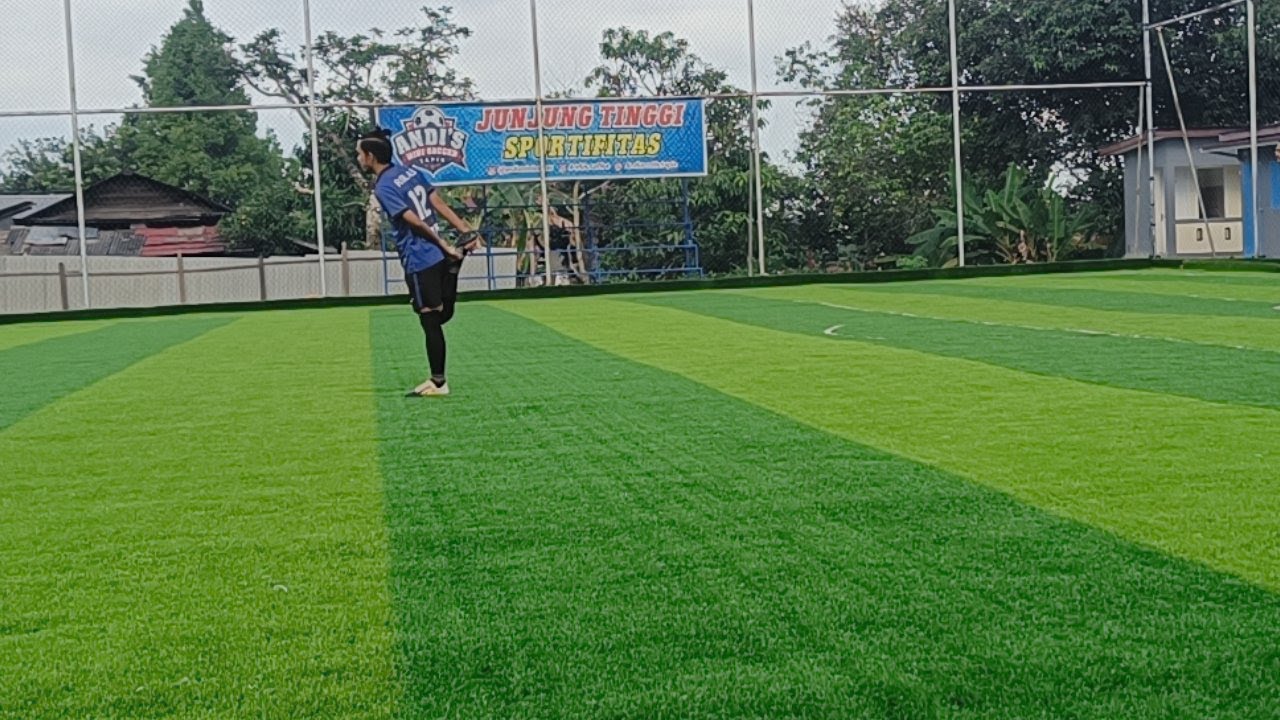 Mini Socer Paser - YouTube