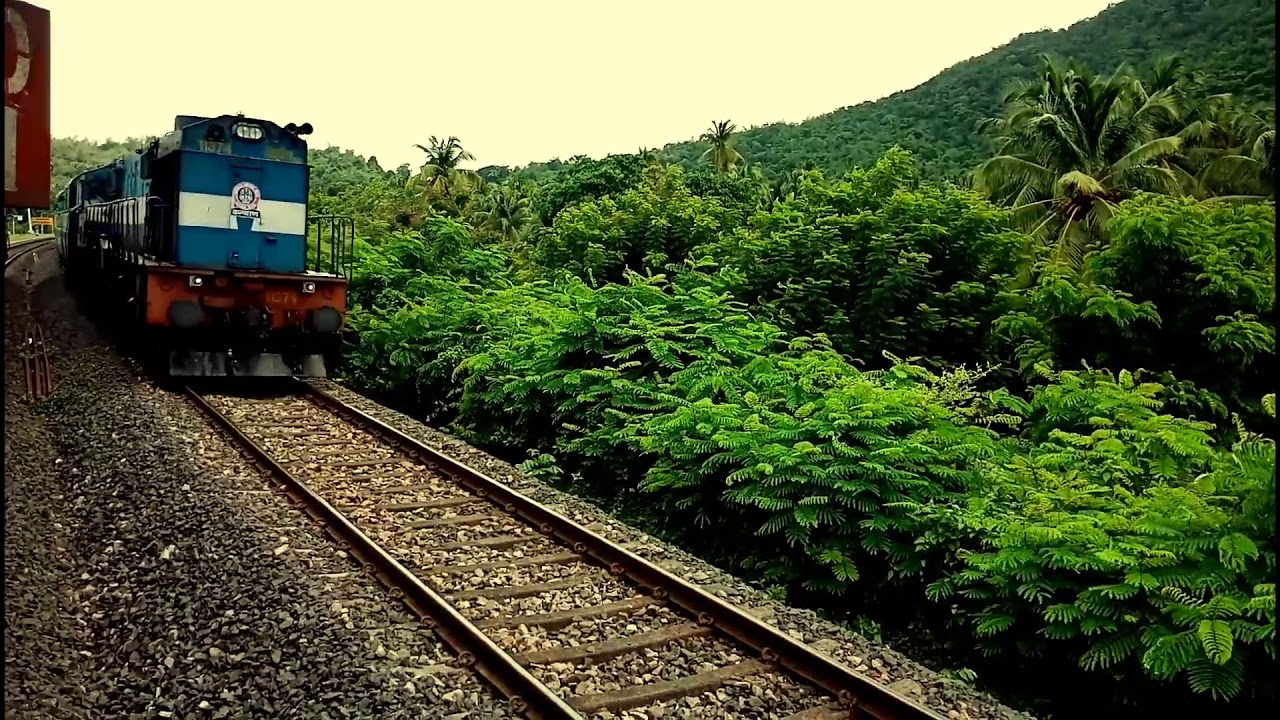 Mumbai to Goa : Train ride - YouTube