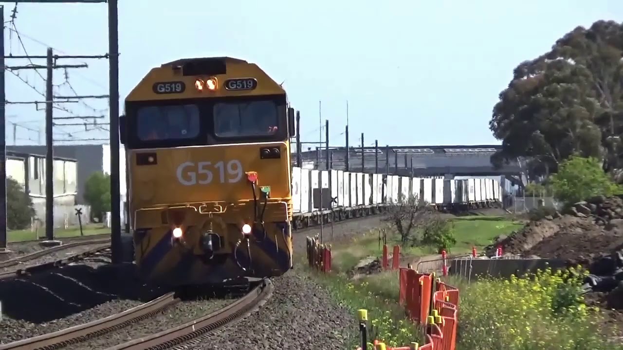 G519 X50 G539 on 7902V in Laverton - YouTube