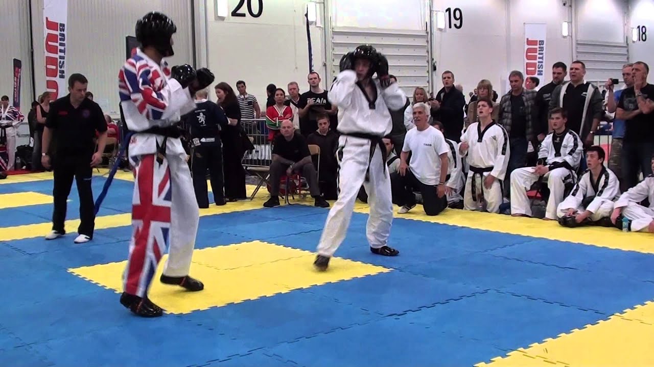 2012 British Taekwondo Council Championships Timothy Chow vs Gethin ...