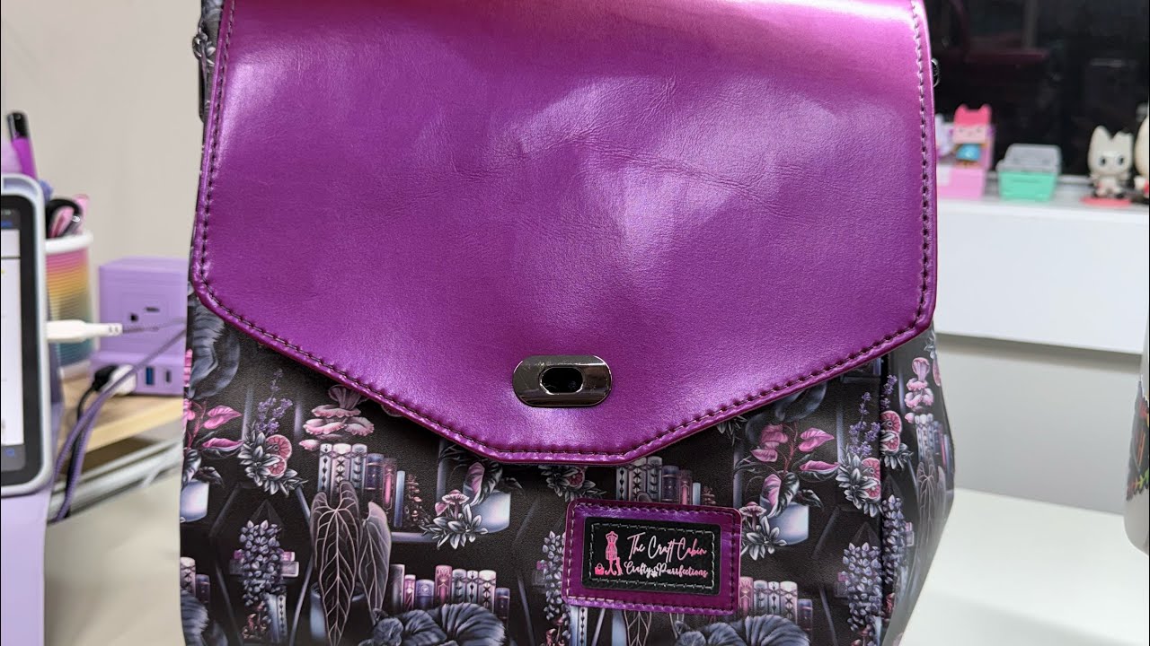 Sewing the Siah Sidekick from Linds Handmade! - YouTube