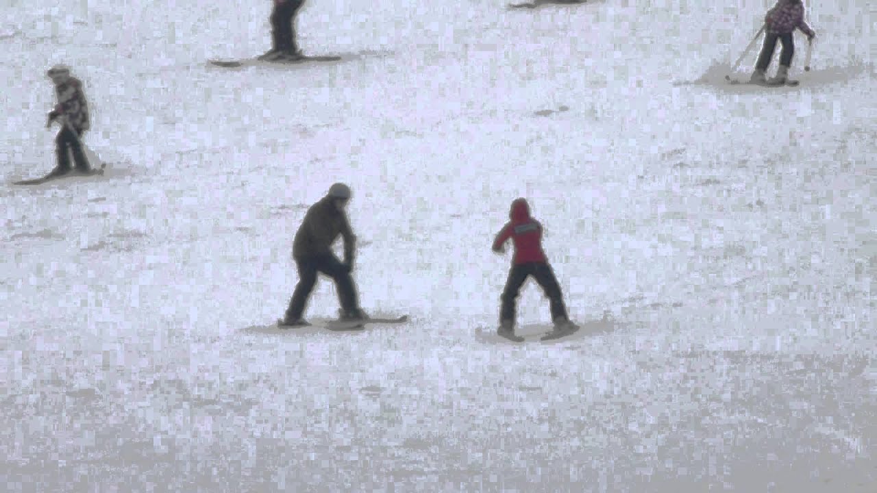 Skiing - Slow Right Turn - YouTube