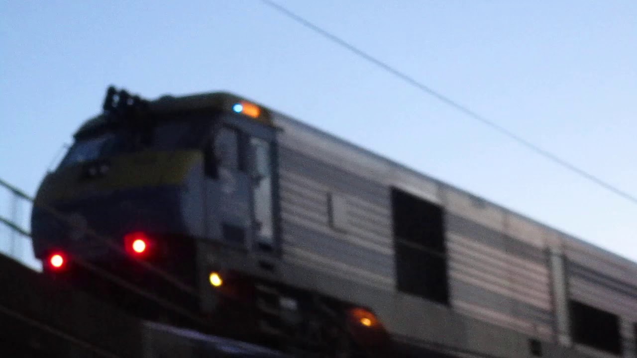 Long Island Railroad: Jamaica Bound Kawasaki C-3 Bilevels W/ EMD DM30AC #504 @ Archer Avenue ...