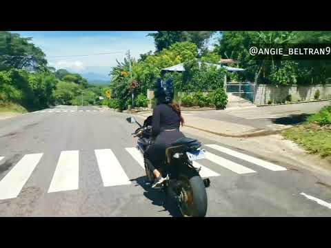 Angie Beltrán, Chica Biker Yamaha R3, chalatenango, El Salvador 🤗
