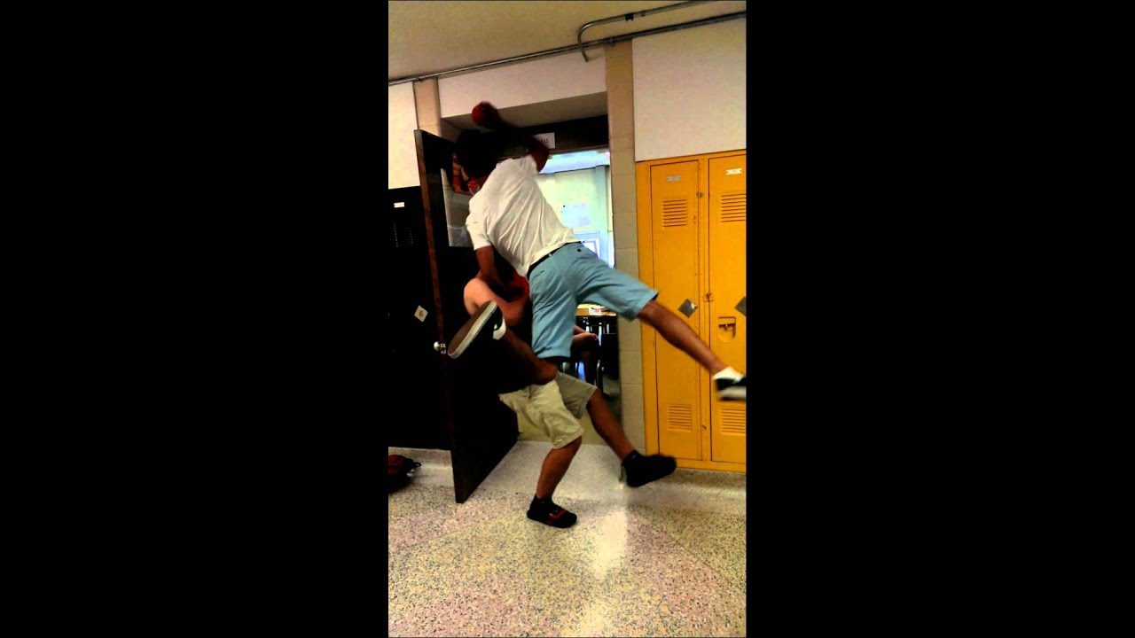 Guy Gets Dunked On At School - YouTube