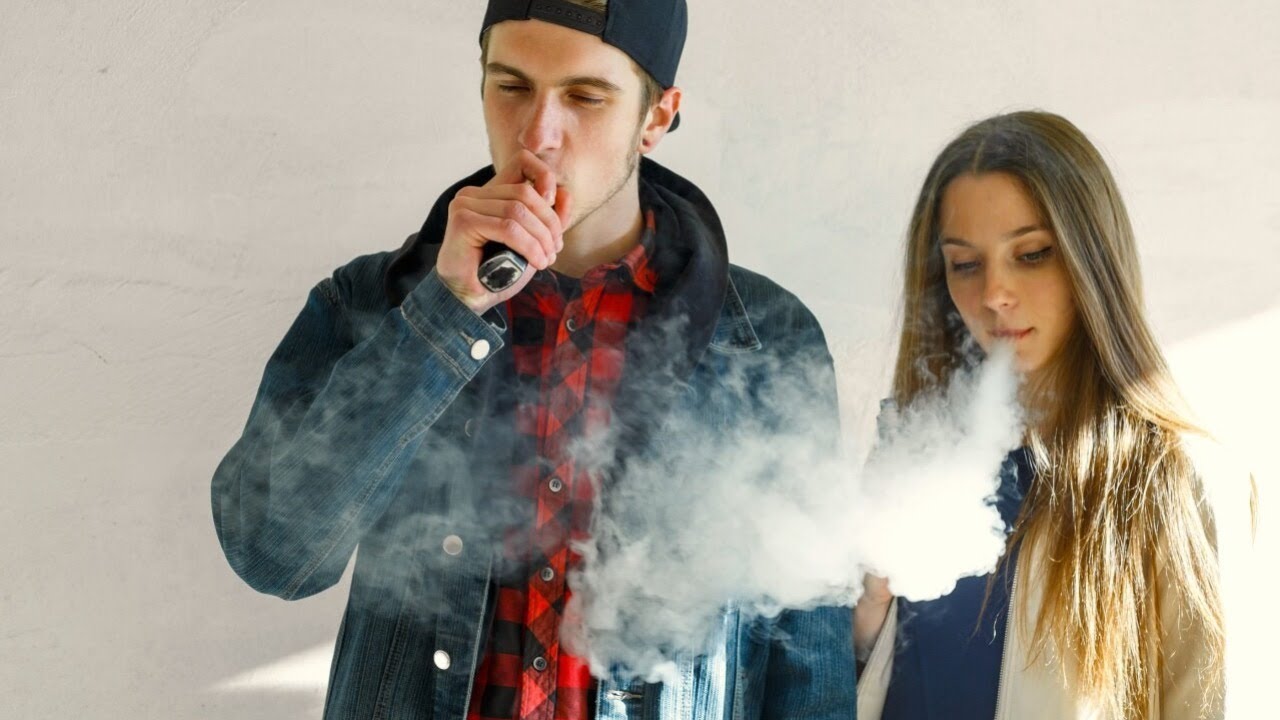 LA ADICCIÓN AL VAPE EN LOS ADOLESCENTES - PADRES AL DÍA TV - YouTube