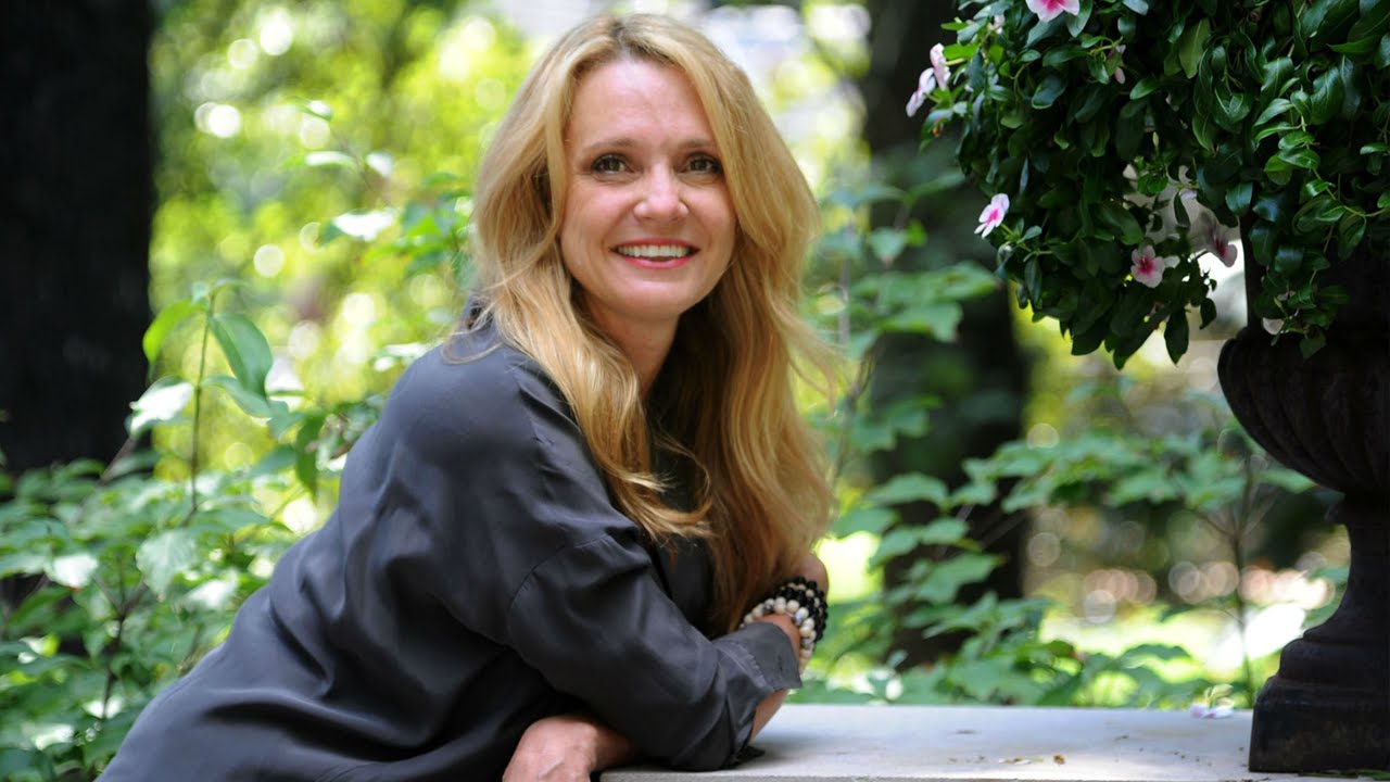 Interview with Patti Callahan Henry, NY Times Best-Selling Author - YouTube